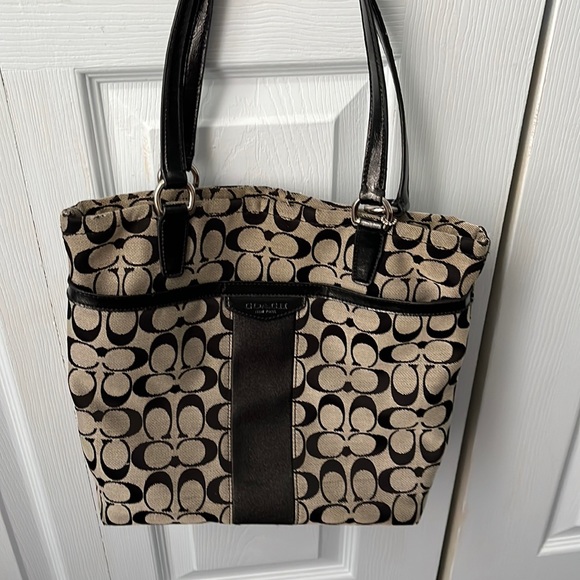 Coach | Bags | Gentle Used Coach Purse Double Handle Side Pocket | Poshmark